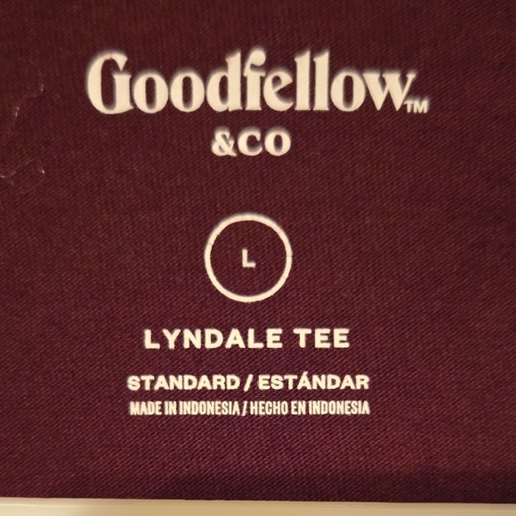 Goodfellow & Co | Shirts | Goodfellow Co Burgundy Lyndale Tee | Poshmark